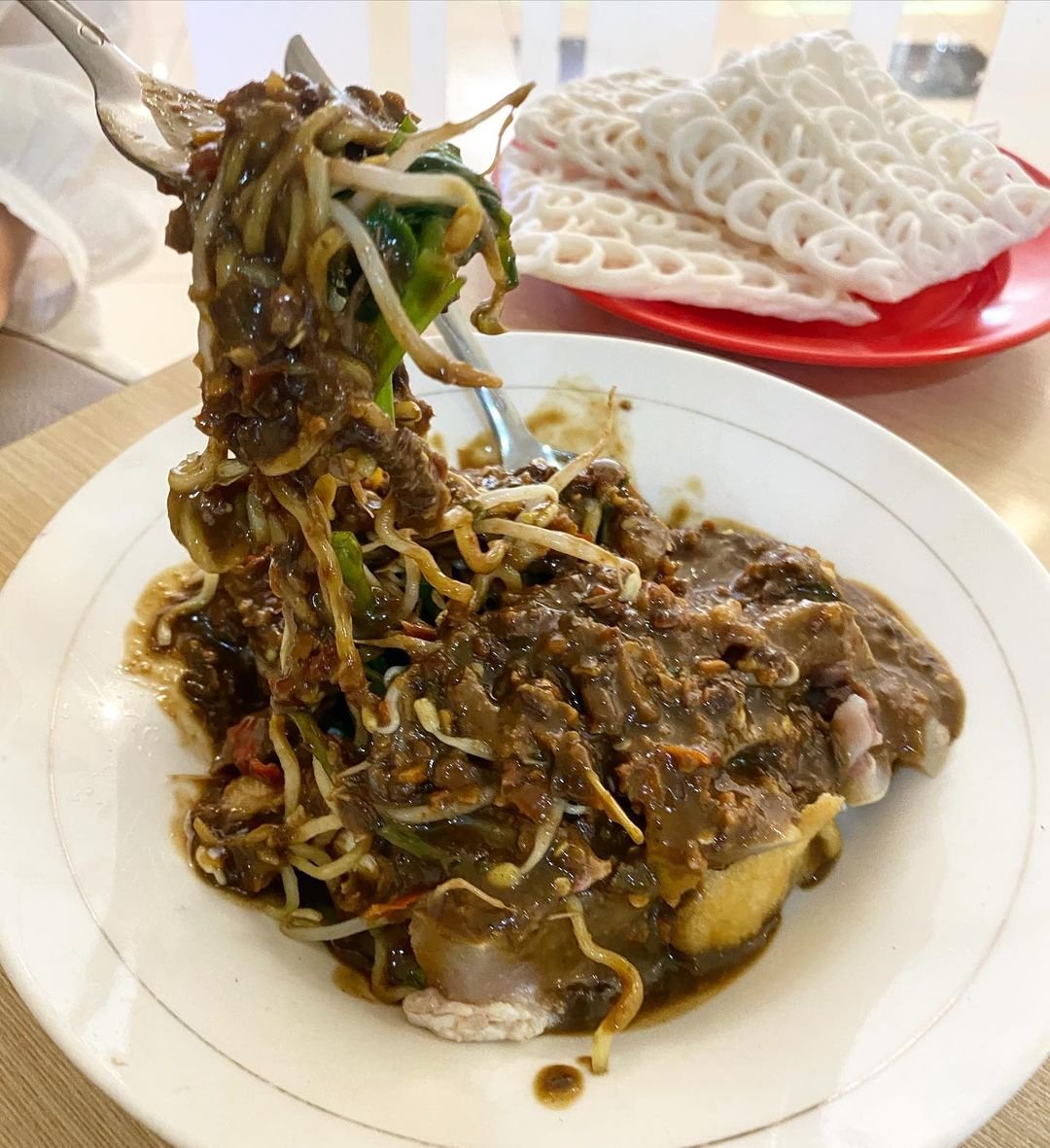 Best Indigenous Indonesian Food in Surabaya | What's New Indonesia